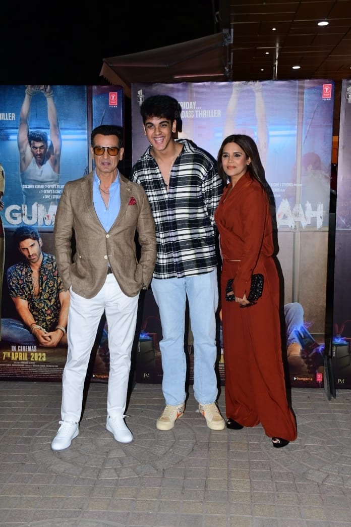 Gumraah Screening: Aditya Roy Kapur And Mrunal Thakur Joined By Vidya ...