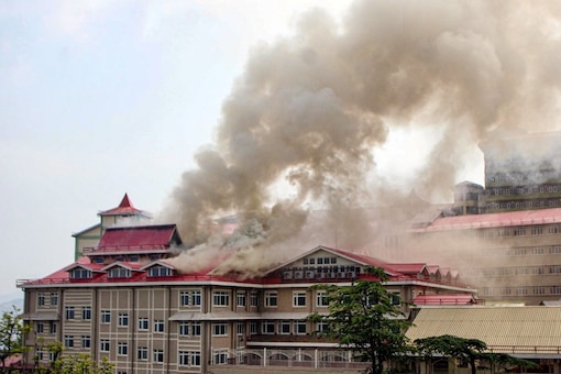 HP: Fire at New OPD Building of IGMCH-Shimla, Around 250 People ...