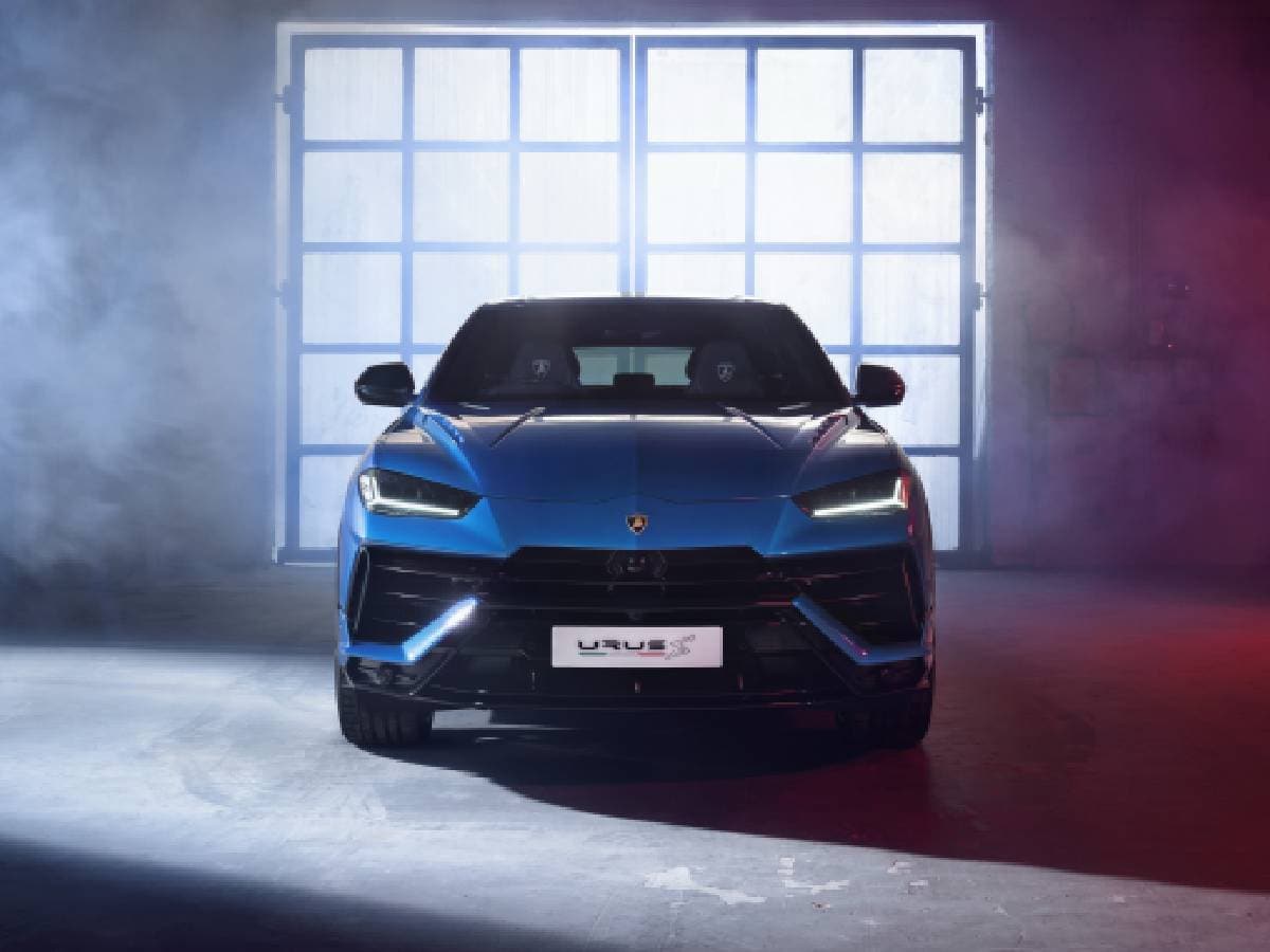 Lamborghini Urus S in Pics: See Design, Features and More - News18