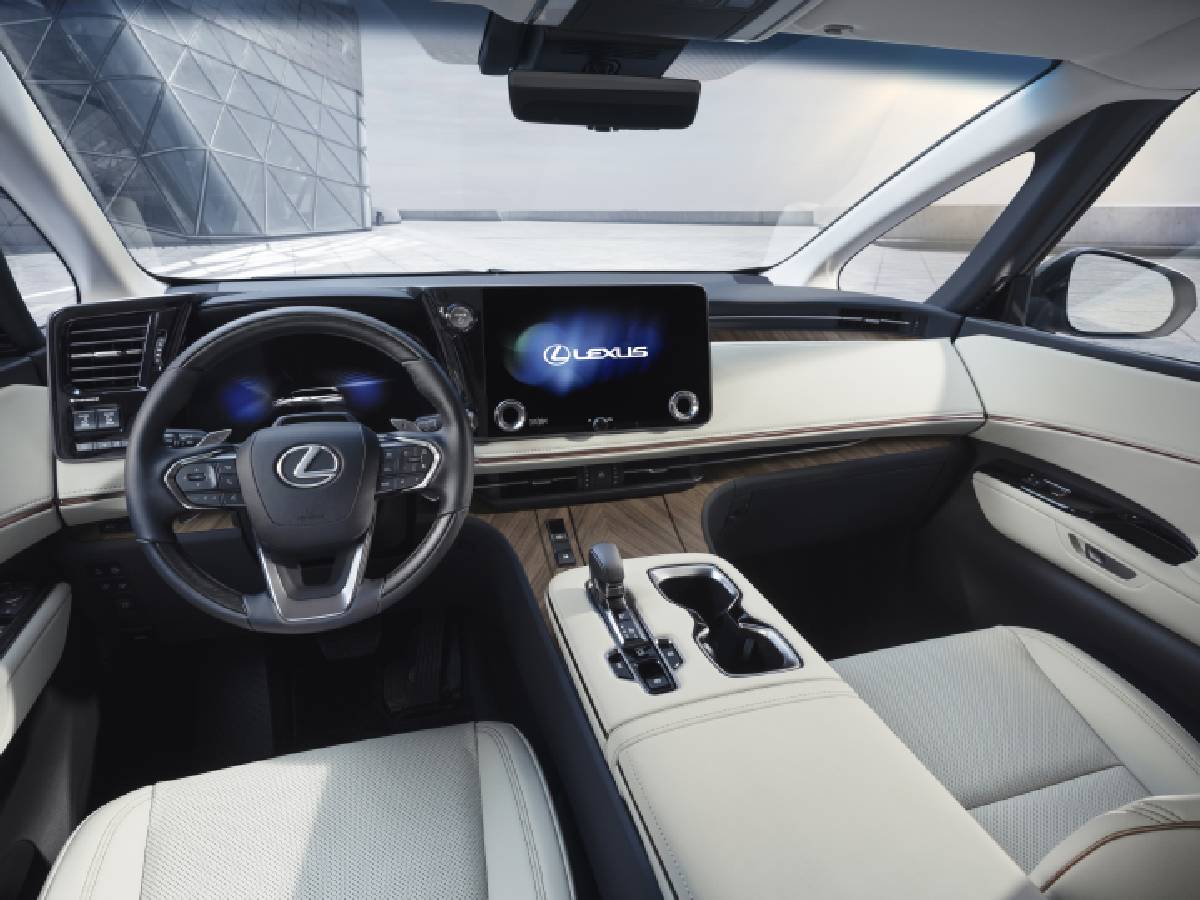 Second-Gen 2023 Lexus LM MPV in Pics: See Design, Features, Interior ...