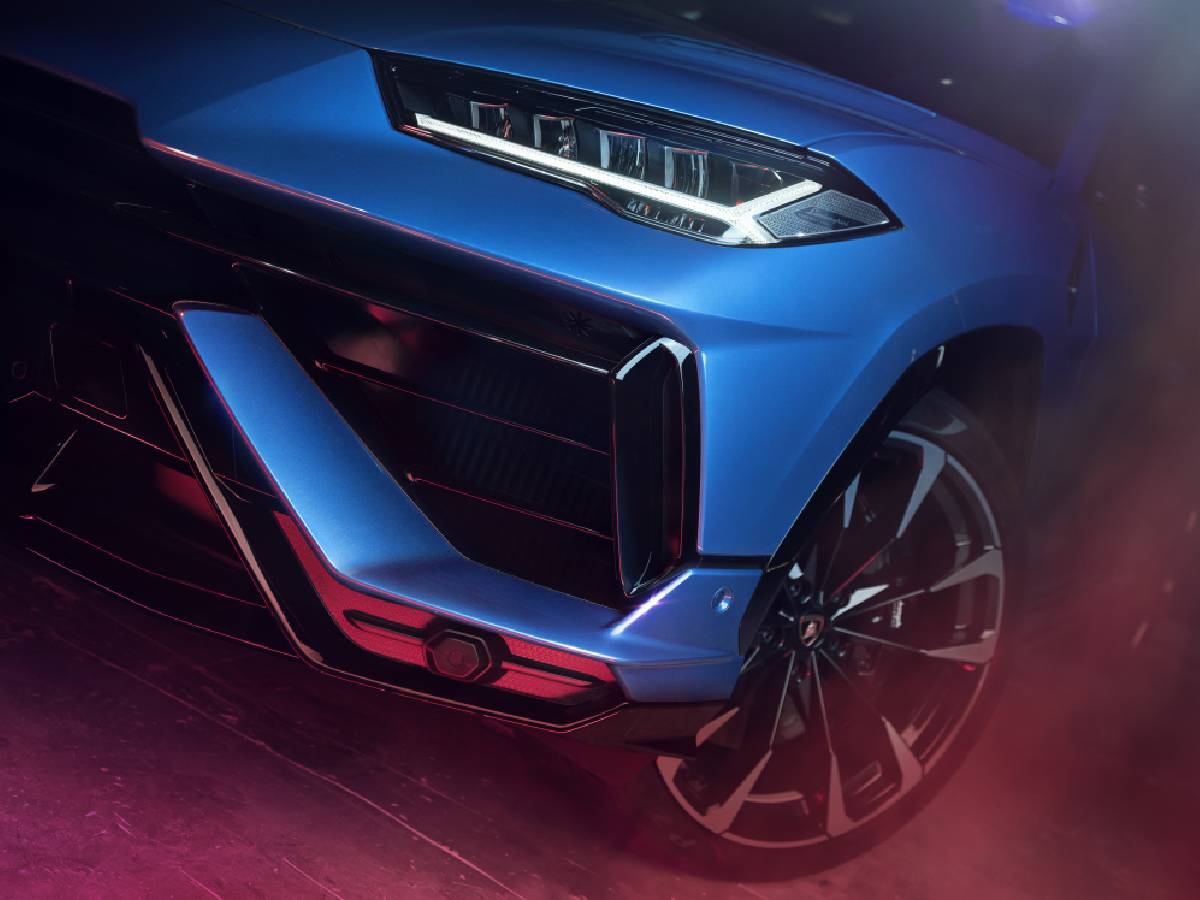 Lamborghini Urus S in Pics: See Design, Features and More - News18