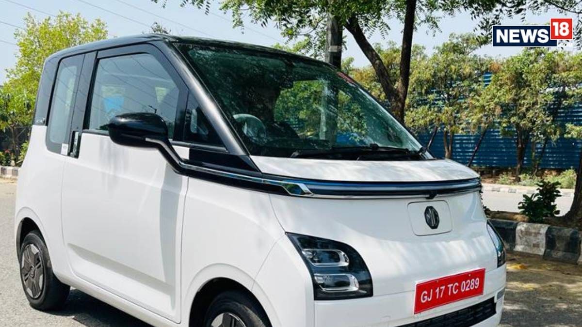 MG Comet EV in Pics: See Design, Features, Interior and More - News18