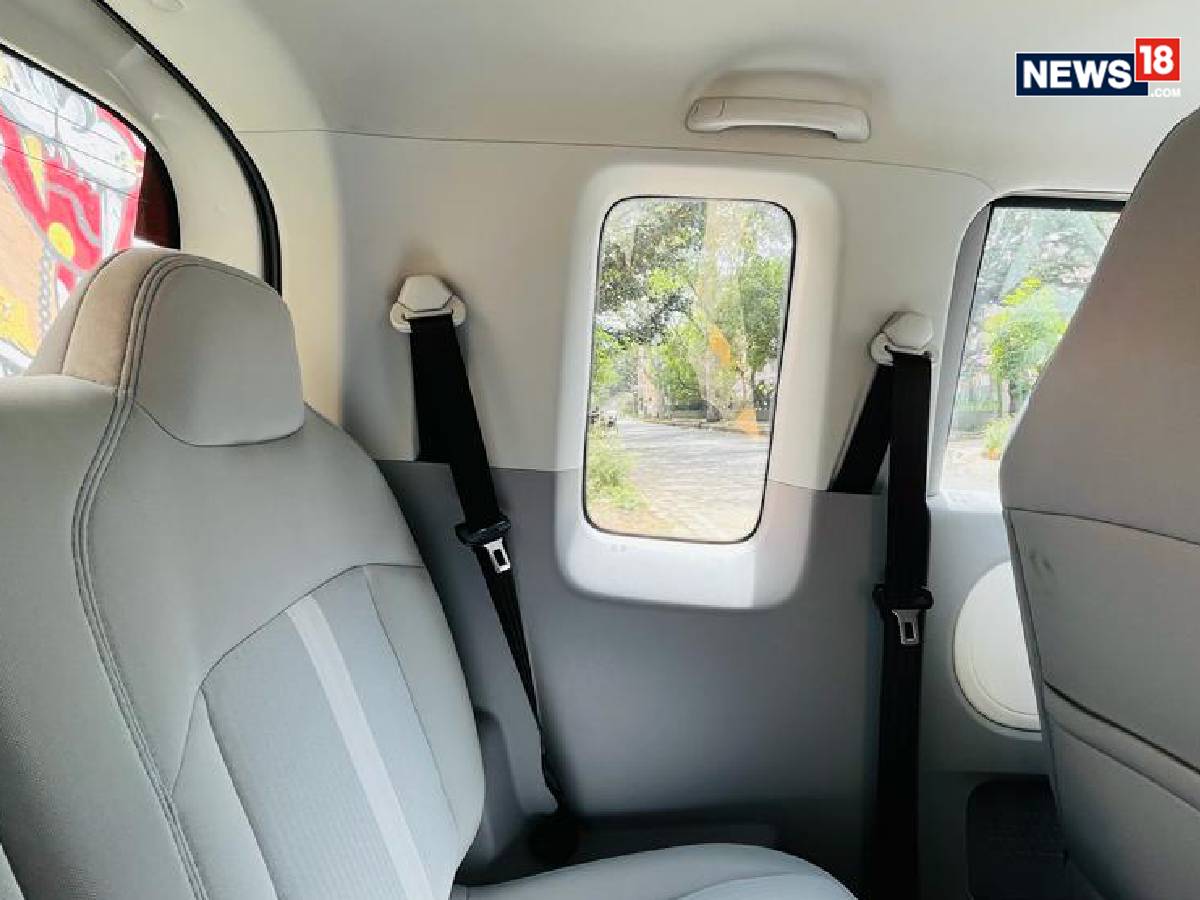 MG Comet EV in Pics: See Design, Features, Interior and More - News18