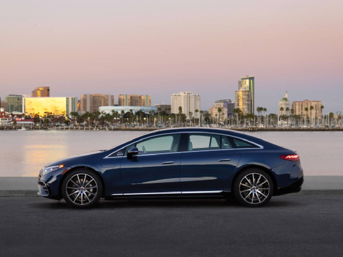 Mercedes-Benz EQS 580 4MATIC Sedan City Edition in Pics: See Design ...