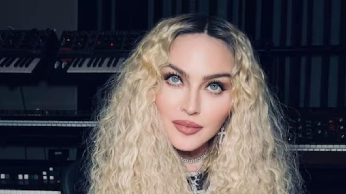 Madonna Puts Her Former Luxury Home With 9 Bedrooms, Outdoor Pool In ...