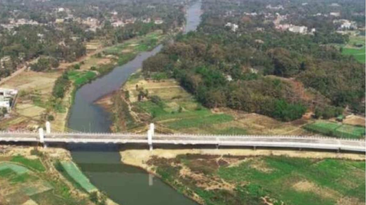 Bangladesh High Commissioner, LPAI Chairman Visit Maitri Setu in ...