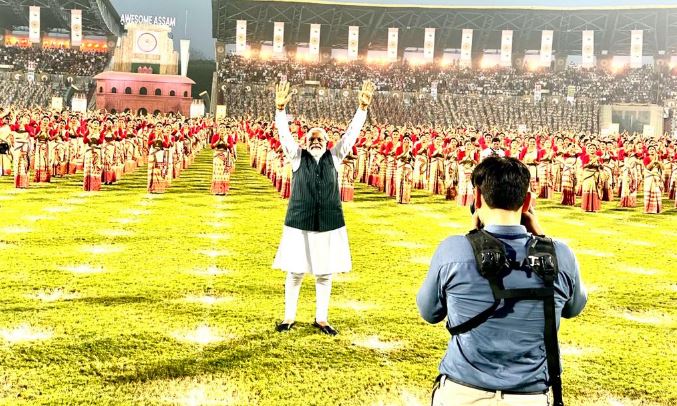 PM Modi Attends Mega Bihu Programme in Guwahati | In Photos - News18