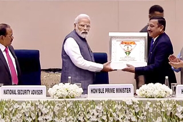 Record Rs 12.5 Lakh Cr Sent to DBT Beneficiaries Through 1,300 Cr ...