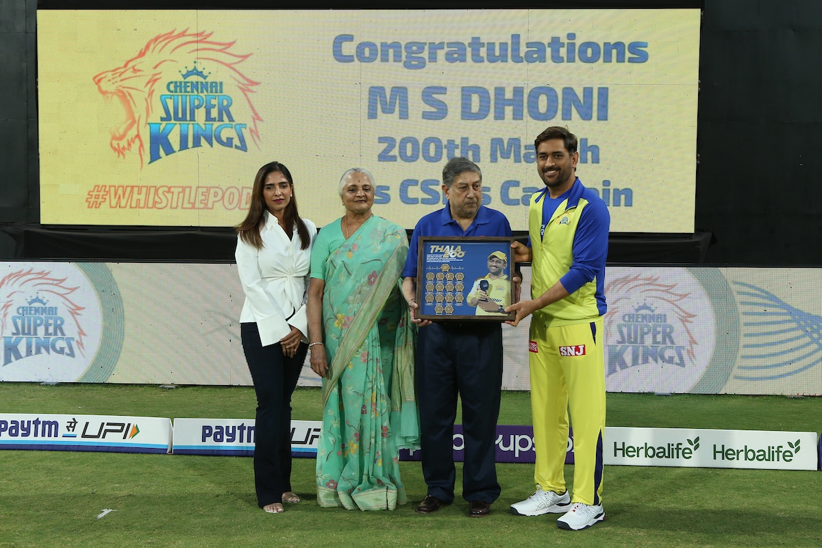 In Pictures: MS Dhoni Felicitated as Teammates Applaud Ahead of His ...