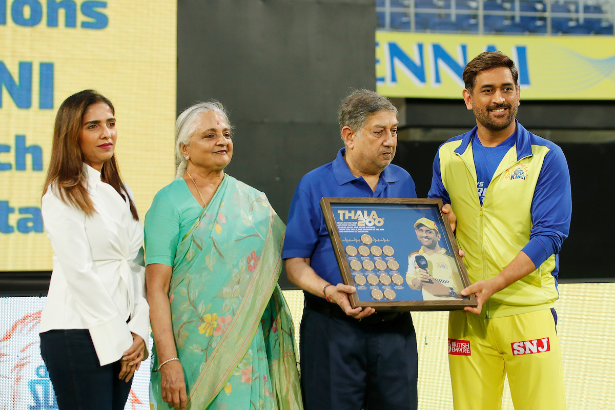 In Pictures: MS Dhoni Felicitated as Teammates Applaud Ahead of His ...