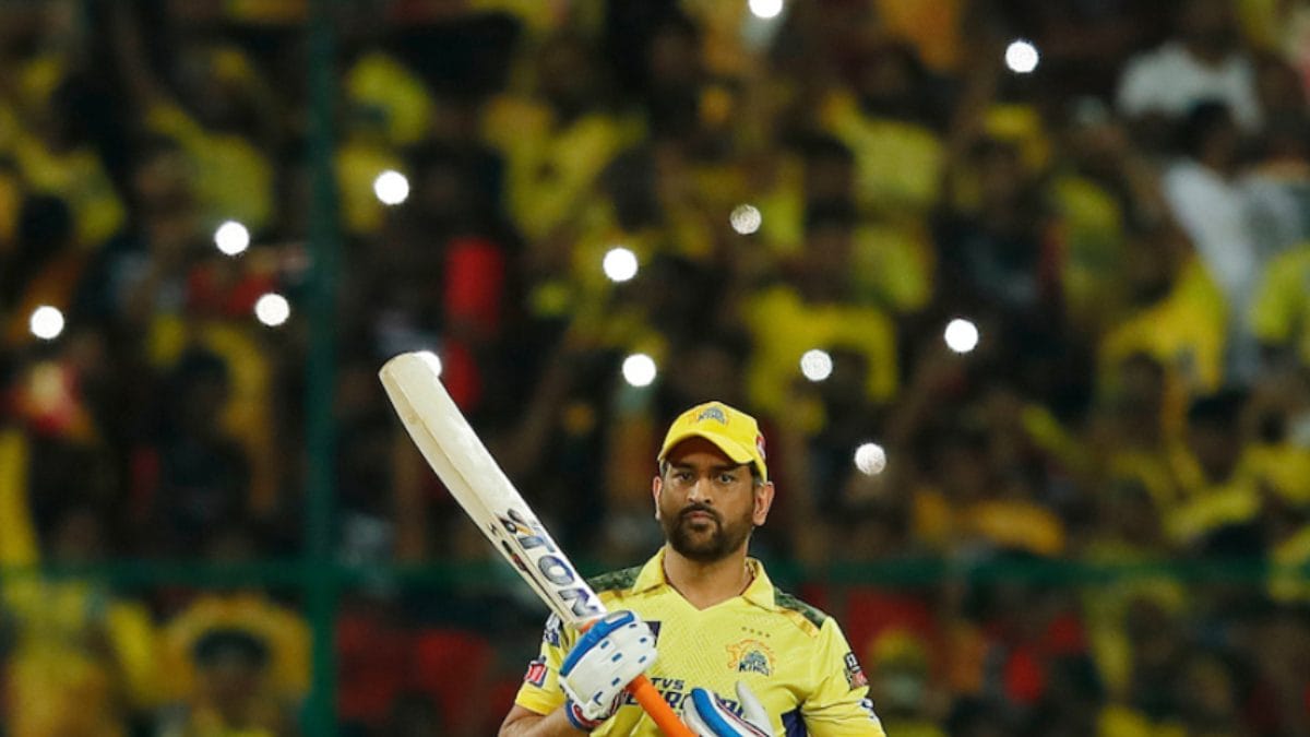 'To Sit in The Dressing Room With MS Dhoni': Batting Legend Expresses ...
