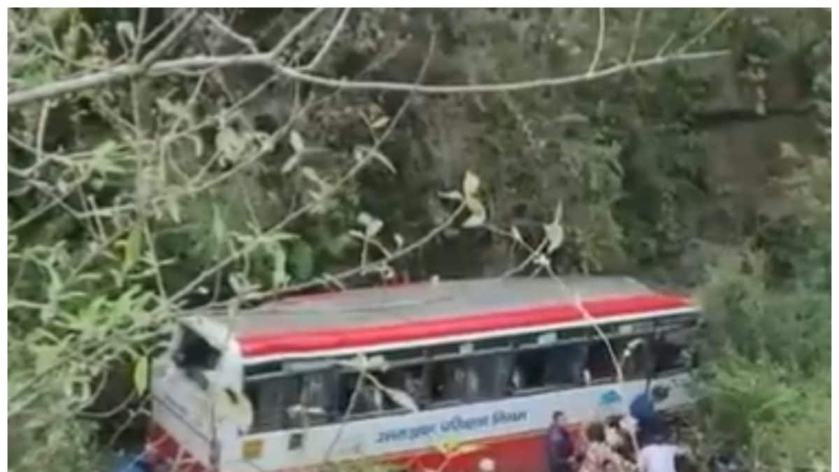 Uttarakhand: 2 Dead, Several Injured After Bus Falls Off Mussoorie ...