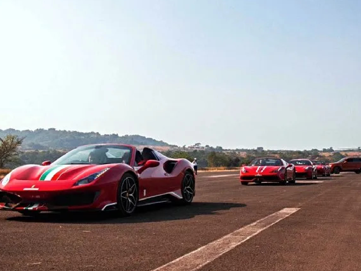 Yohan Poonawalla'a Super Cars Collection Worth Over 100 Crore Leaves ...