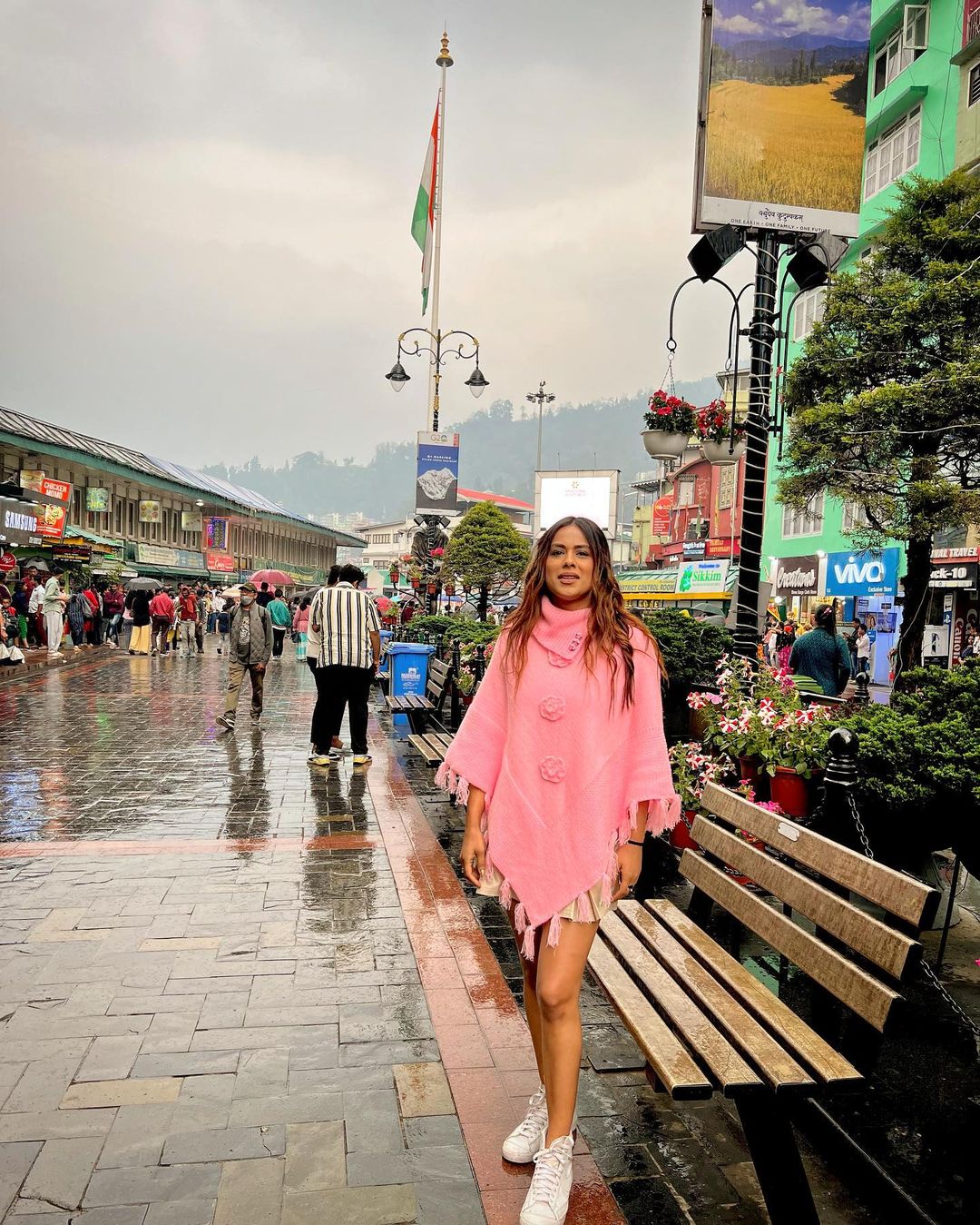 Nia Sharma Is Holidaying In Snow-clad Sikkim, Check Out The Stunning ...