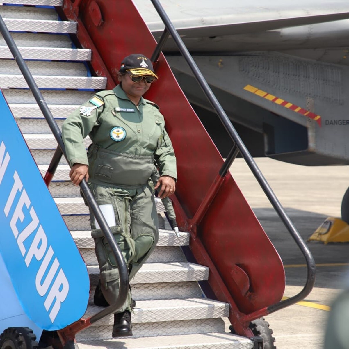 In Pictures: President Murmu Takes Maiden Flight in Fighter Jet in ...