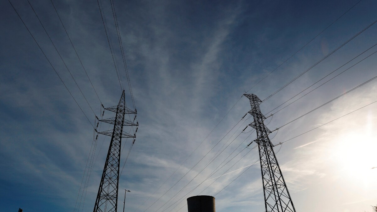 Gas-Based Power Generation Drops to Less Than Half of 2021-22 Output ...