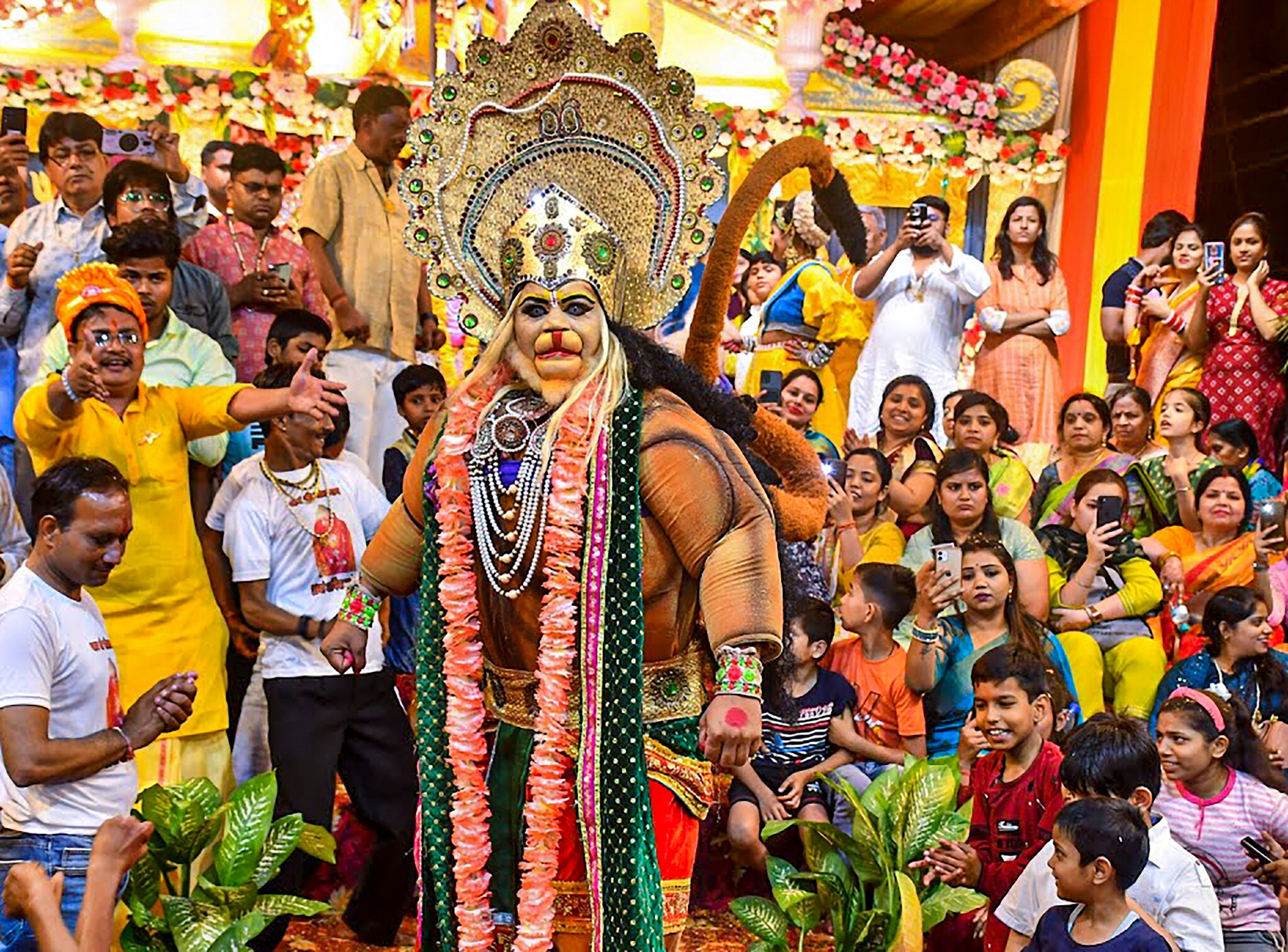 Hanuman Jayanti 2023: Processions Taken Out Across Country Amid Heavy ...