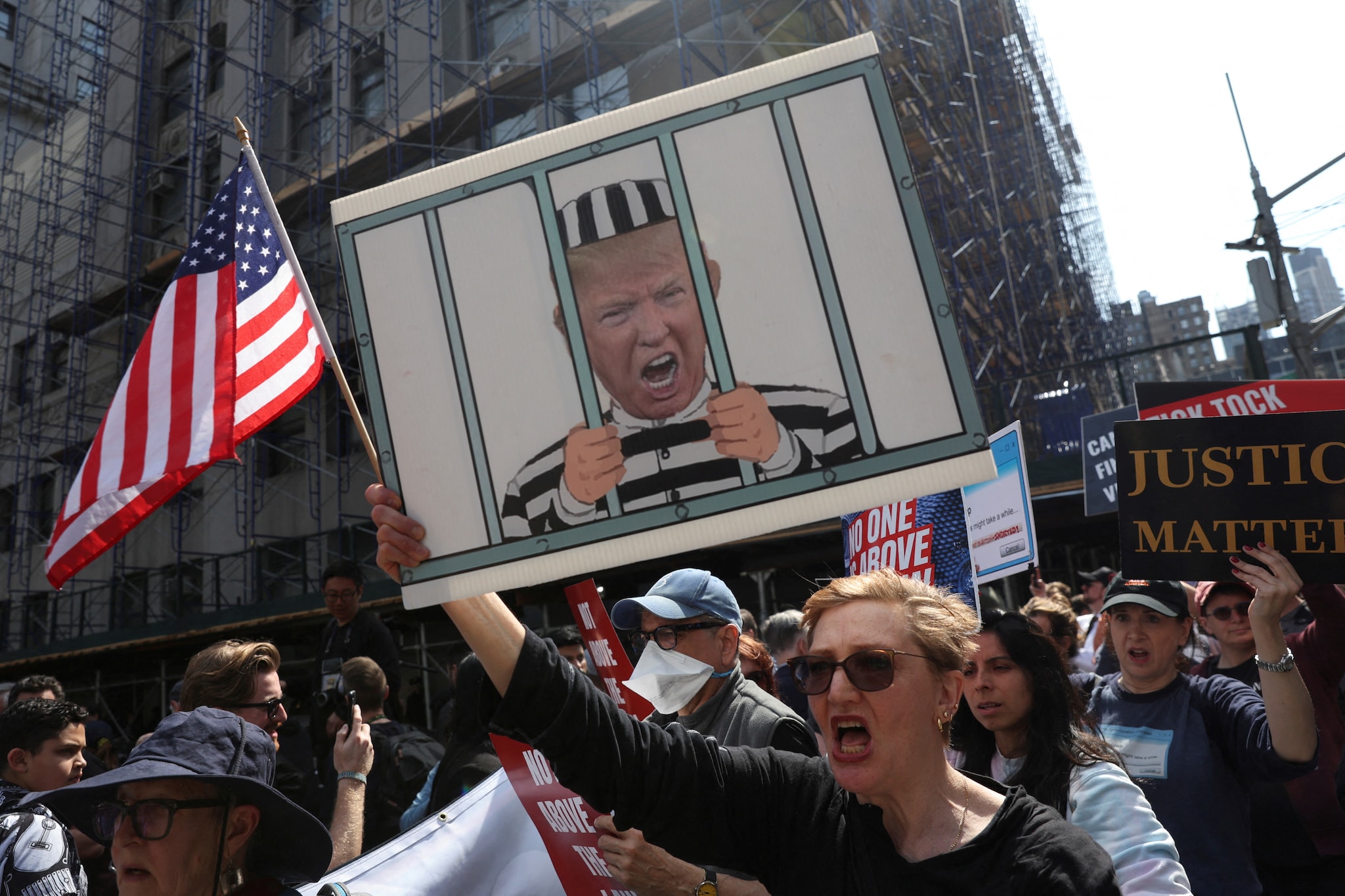 In Pictures | Former US Prez Trump Arraigned at New York - News18