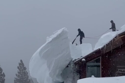 Shocking Clip Shows Giant Ice Block Sliding Down House Roof In ...