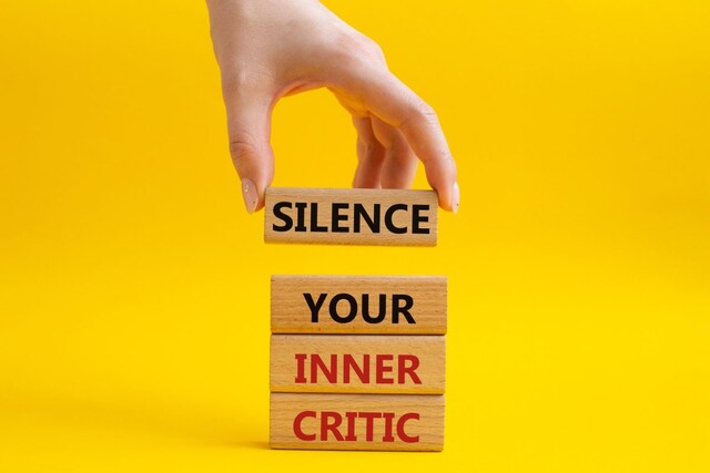 Taming Your Inner Critic: 7 Steps to Silencing Your Inner Critic and Boosting Your Confidence ...