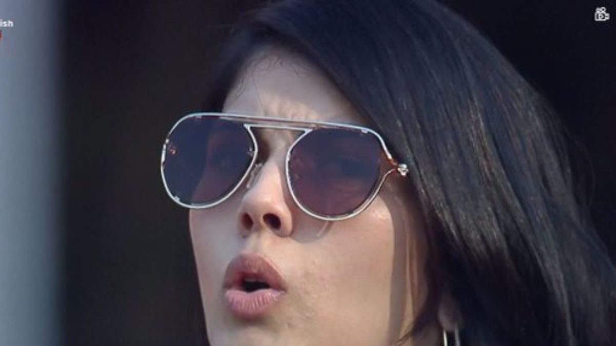 Netizens Go Crazy After Kaviya Maran Spotted in SRH vs RR Clash in ...