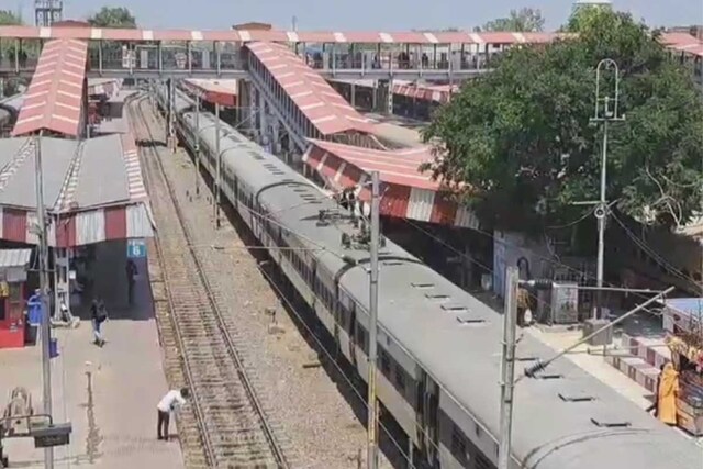 Gaya Railway Station To Have World-Class Facilities Under Redevelopment ...