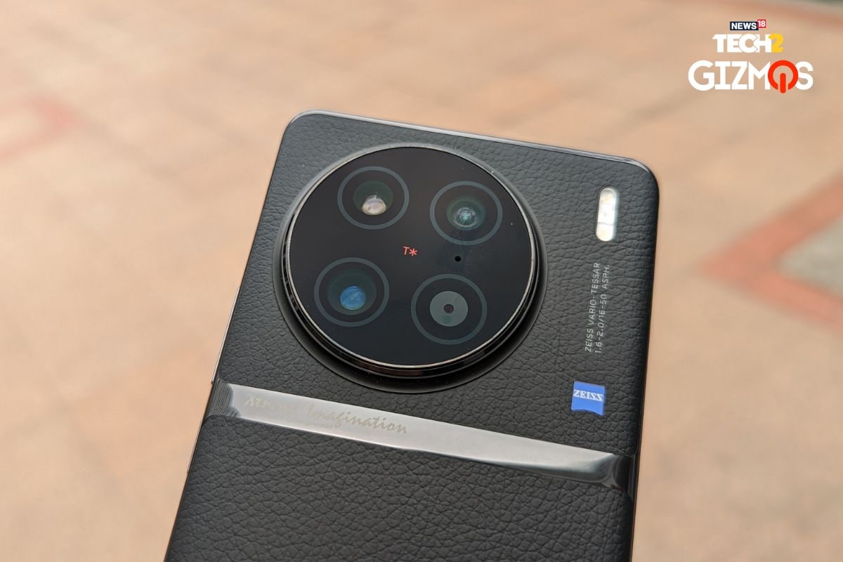 In Photos: Vivo X90 Pro With 1-inch Zeiss Camera Sensor Is Here - News18