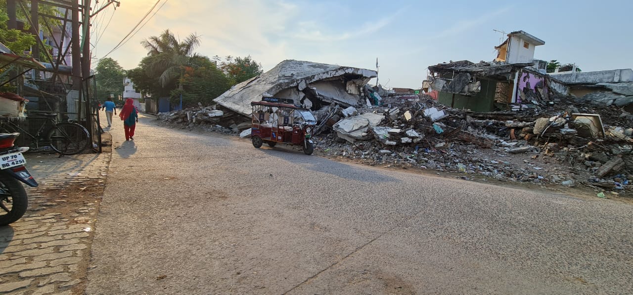 A House in Heaps, Hushed Debates: Chakiya Has Made Uneasy Peace with ...