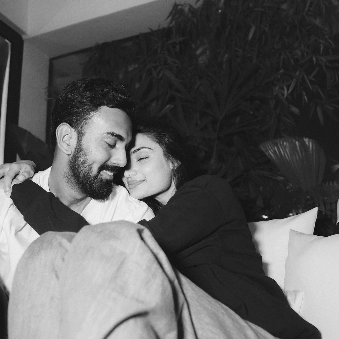 KL Rahul And Athiya Shetty's Pics Together Will Definitely Turn You ...