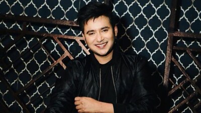 Aditya Singh Rajput Funeral: Actor’s Mom Breaks Down; Rohit Verma ...