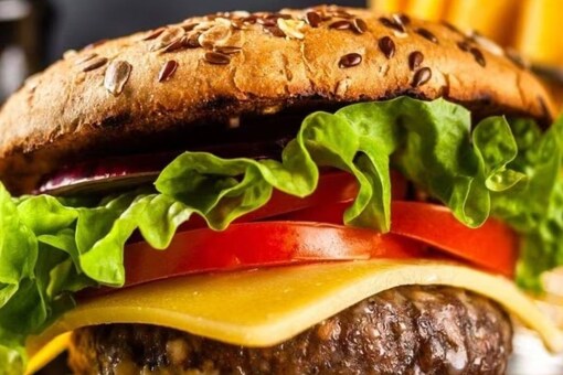US Restaurant to Serve 'Gold Standard Burger' For Whopping ₹ 57,000 ...