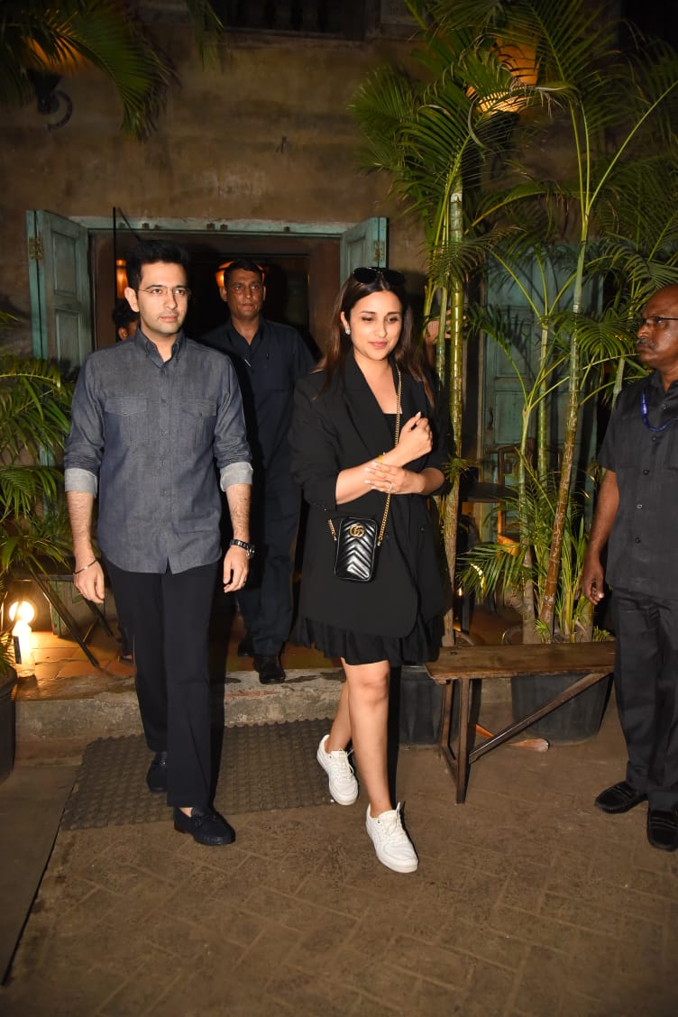 Saif Ali Khan-Kareena Kapoor Khan, Hrithik Roshan-Saba Azad, Parineeti Chopra-Raghav Chadha ...