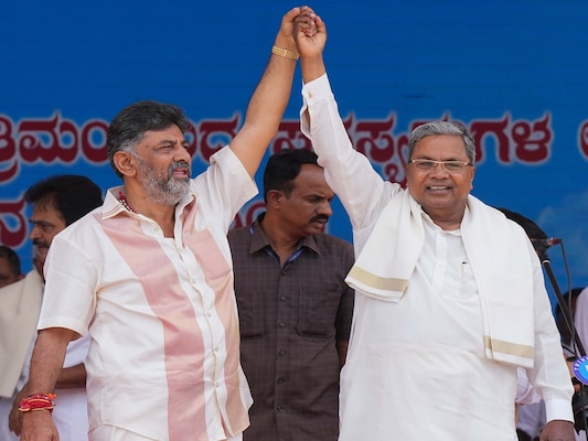 Karnataka CM Swearing-In Ceremony: Siddaramaiah Orders to Implement 2 Schemes Hours After Being ...