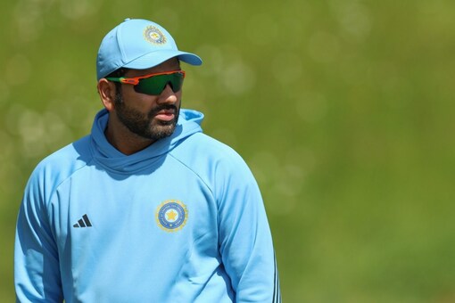 Rohit Sharma Joins Team India For Training Session in England Ahead of ...