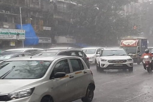After 42°C on Wednesday, Delhi-NCR Wakes Up To Cool Morning Fuelled By Rain; IMD Says Relief to ...