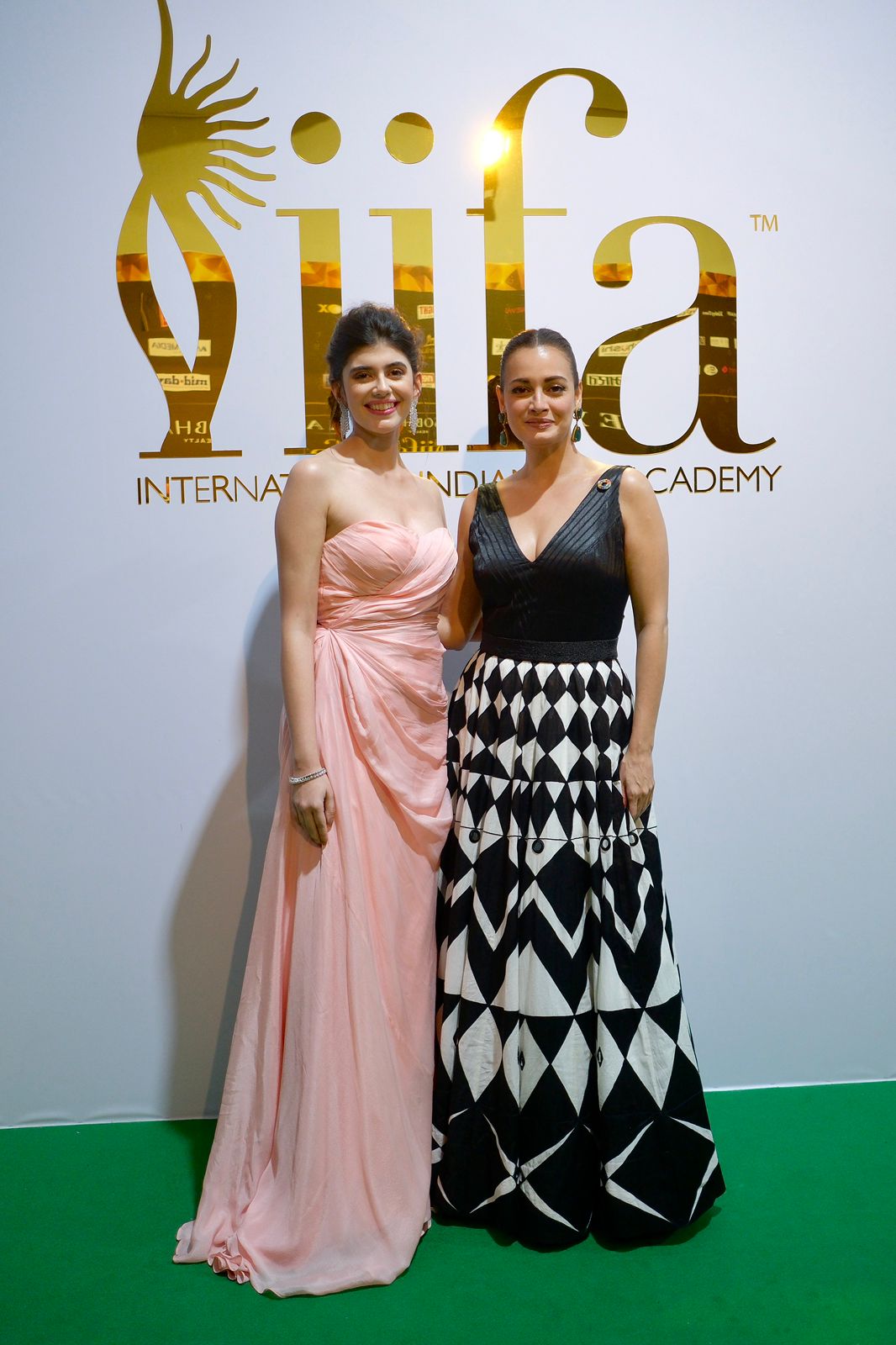 IIFA 2023: Jacqueline Fernandez, Sara Ali Khan, Nushrratt Bharuccha ...