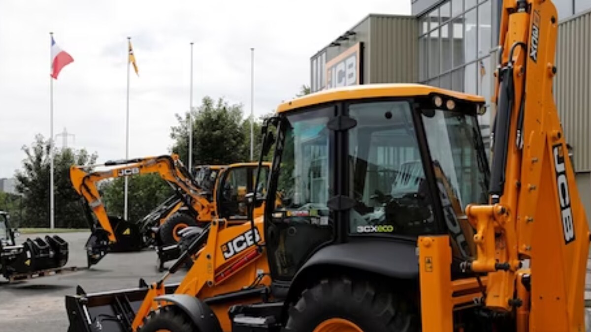 2 Killed, 6 Injured as JCB Machine Slips into Gorge in Himachal's ...