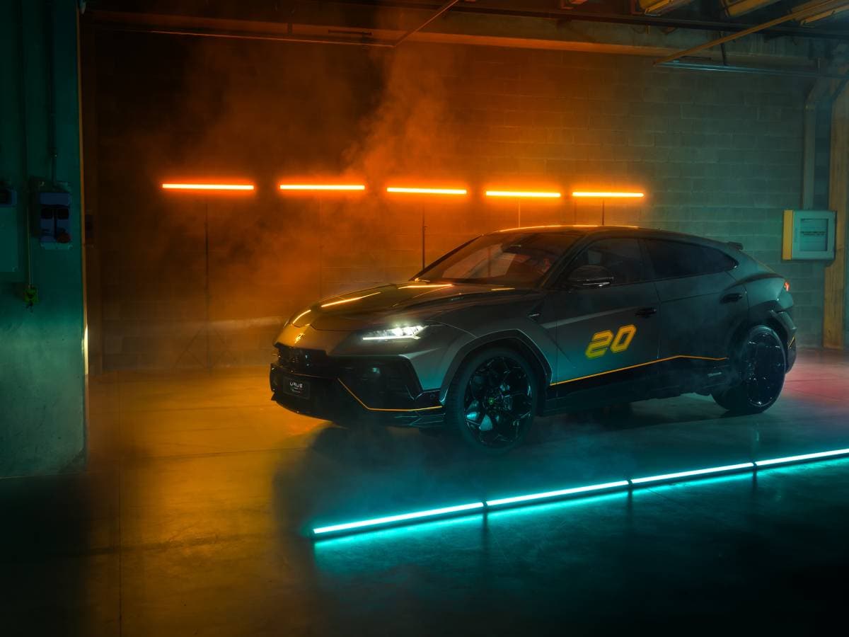 IN PICS: Lamborghini Urus Performante Essenza SCV12 Limited Edition ...