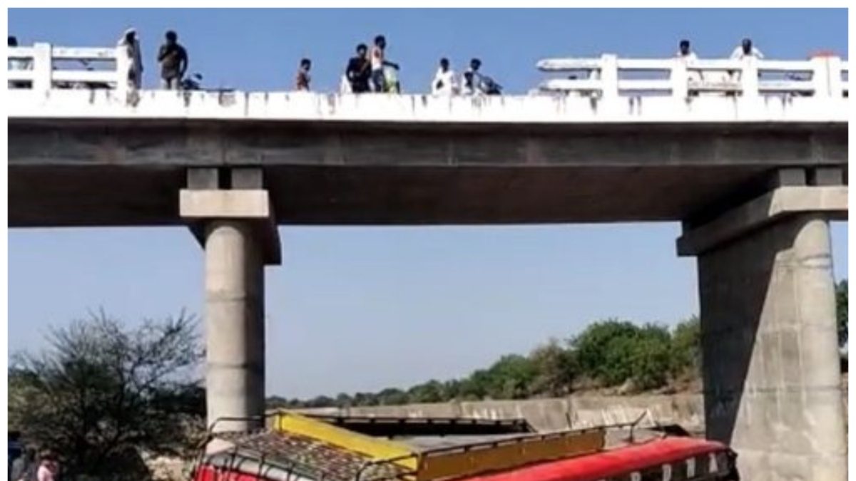 Madhya Pradesh: 22 Dead, Over 20 Injured As Bus Falls Off Bridge in ...
