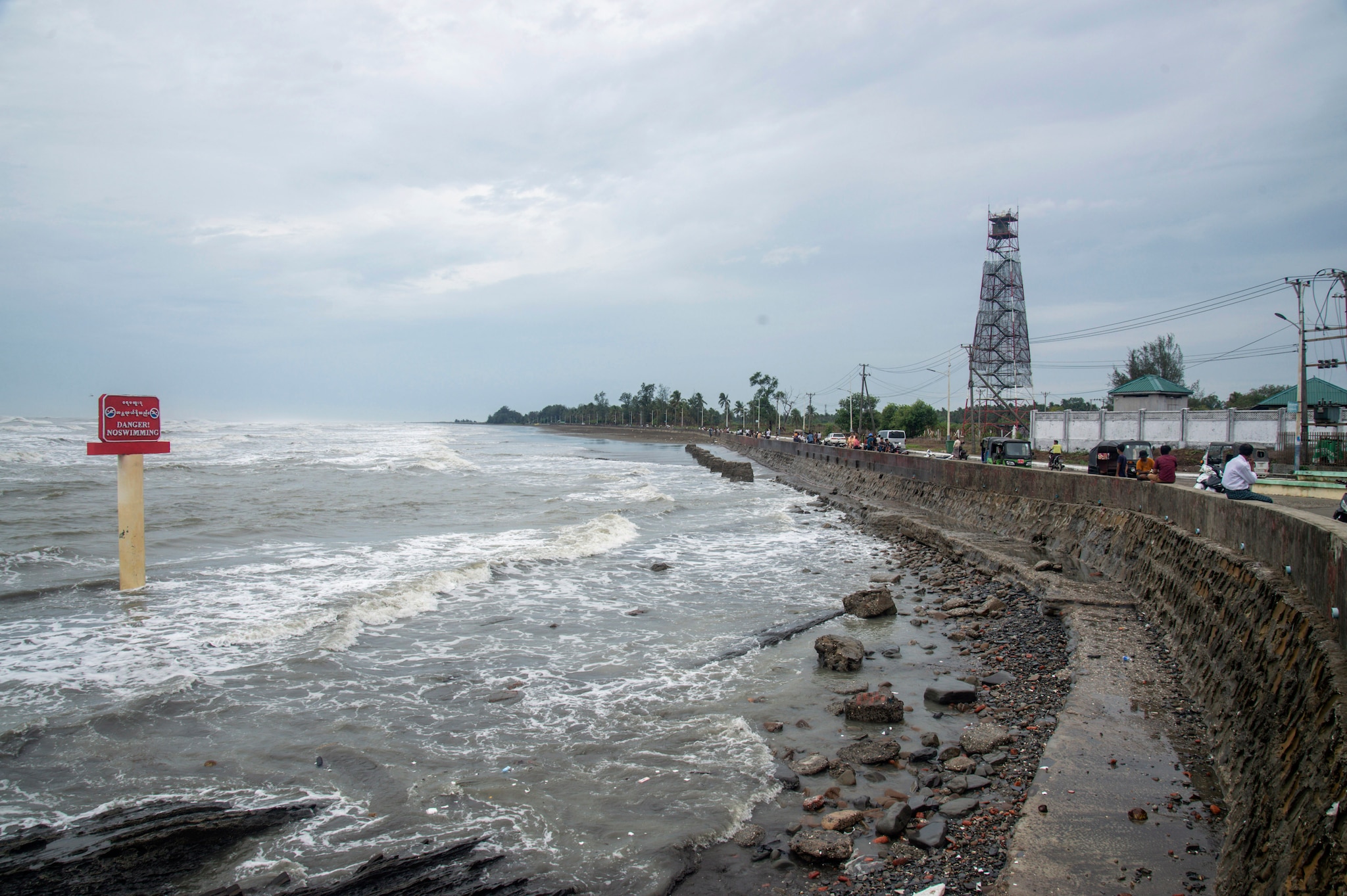 Cyclone Mocha Threatens to Wreak Havoc in Bangladesh, Myanmar | In Pics ...