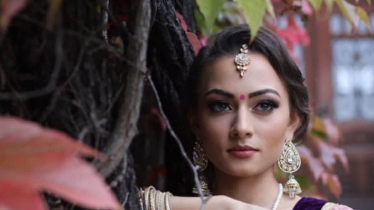 Vijay Sethupathi's Yaadhum Oore Yaavarum Kelir Co-Star Mathura Makes ...