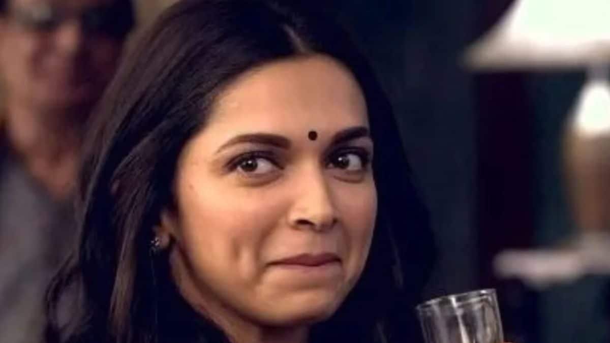 Piku Fans Pen Heartfelt Stories As Deepika Padukones Gem Completes 8 Years News18