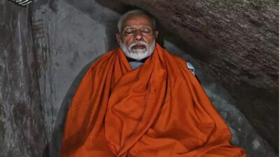 Scores of Visitors 'Cave in' to The Draw of PM Modi's Kedarnath ...