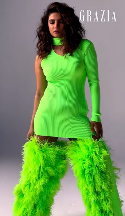Priyanka Chopra Ups Glam Quotient In Magazine Cover Shoot, Check Out ...