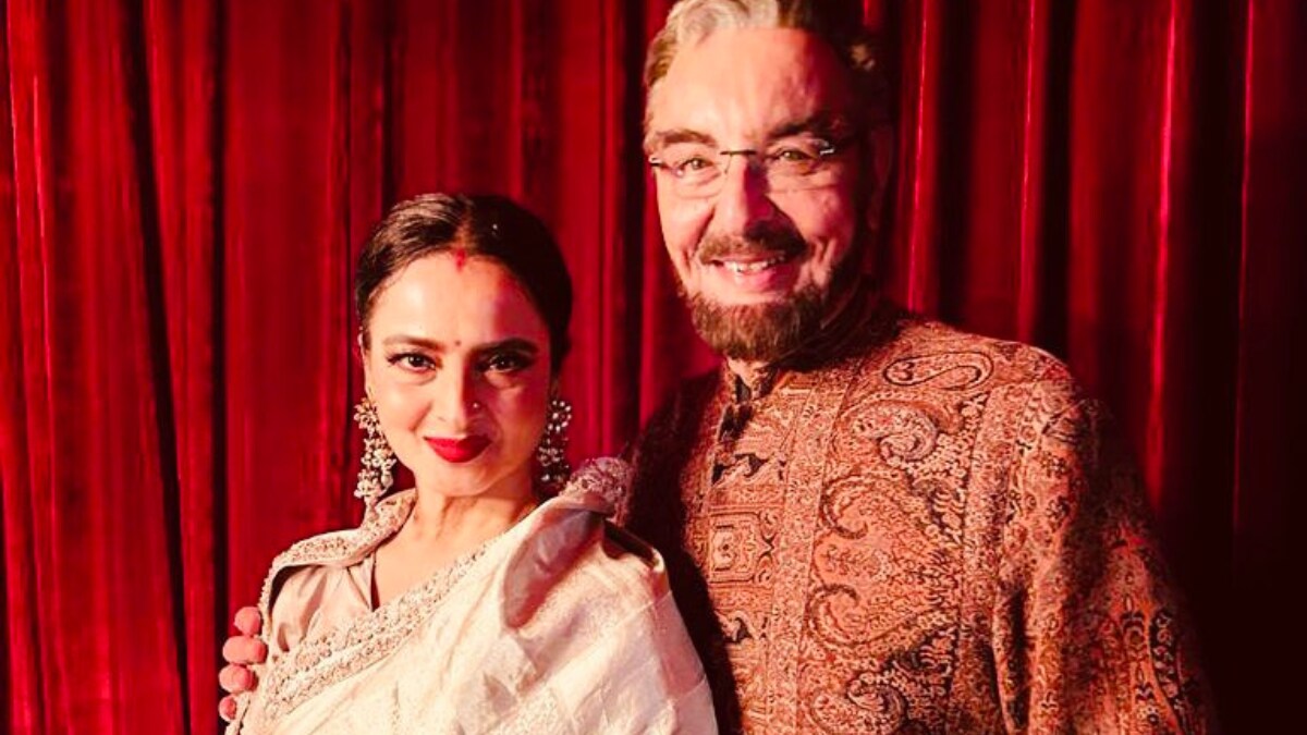 Rekha Posed With Kabir Bedi and 'Khoon Bhari Maang' Fans are Ringing ...