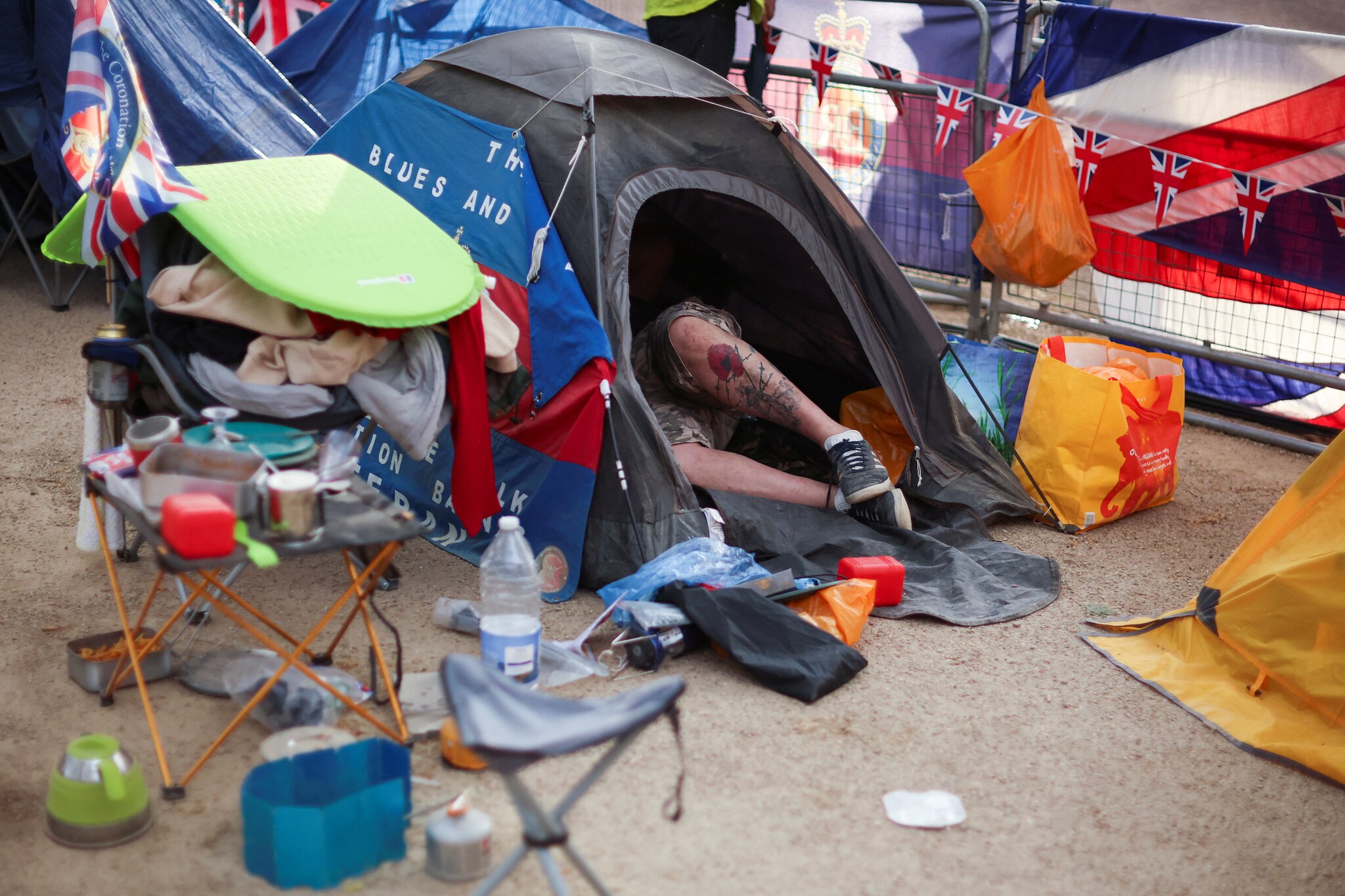 King Charles III Coronation: Royal Watchers Camp Outside Buckingham ...