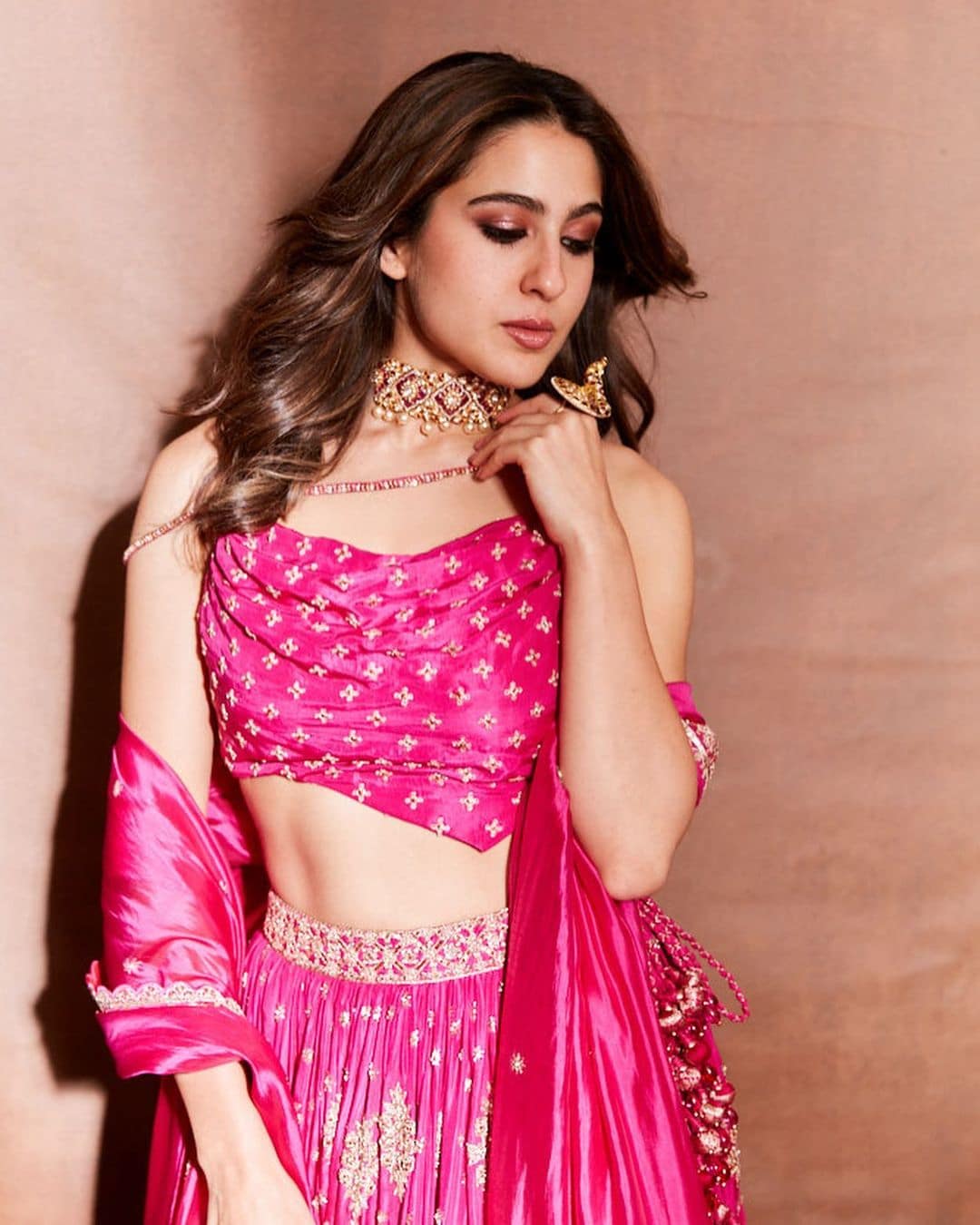Sara Ali Khan Is A Picture Of Elegance In Bright Yellow Saree, Check ...