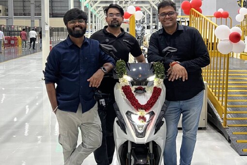 Simple Energy Rolls Out First Unit of One Electric Scooter From Tamil ...