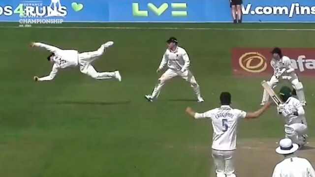 Watch: Steve Smith Pulls Off a Ridiculous One-handed Diving Catch in County Championship - News18