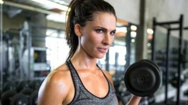 5 Weightlifting Mistakes You Should Avoid For Better Body Results ...